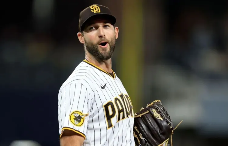 Michael Wacha y los Reales oficializan contrato de un año