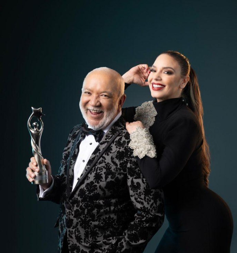 Jochy Santos y Hony Estrella conducirán Premios Soberano 2024 - EsquinaRD