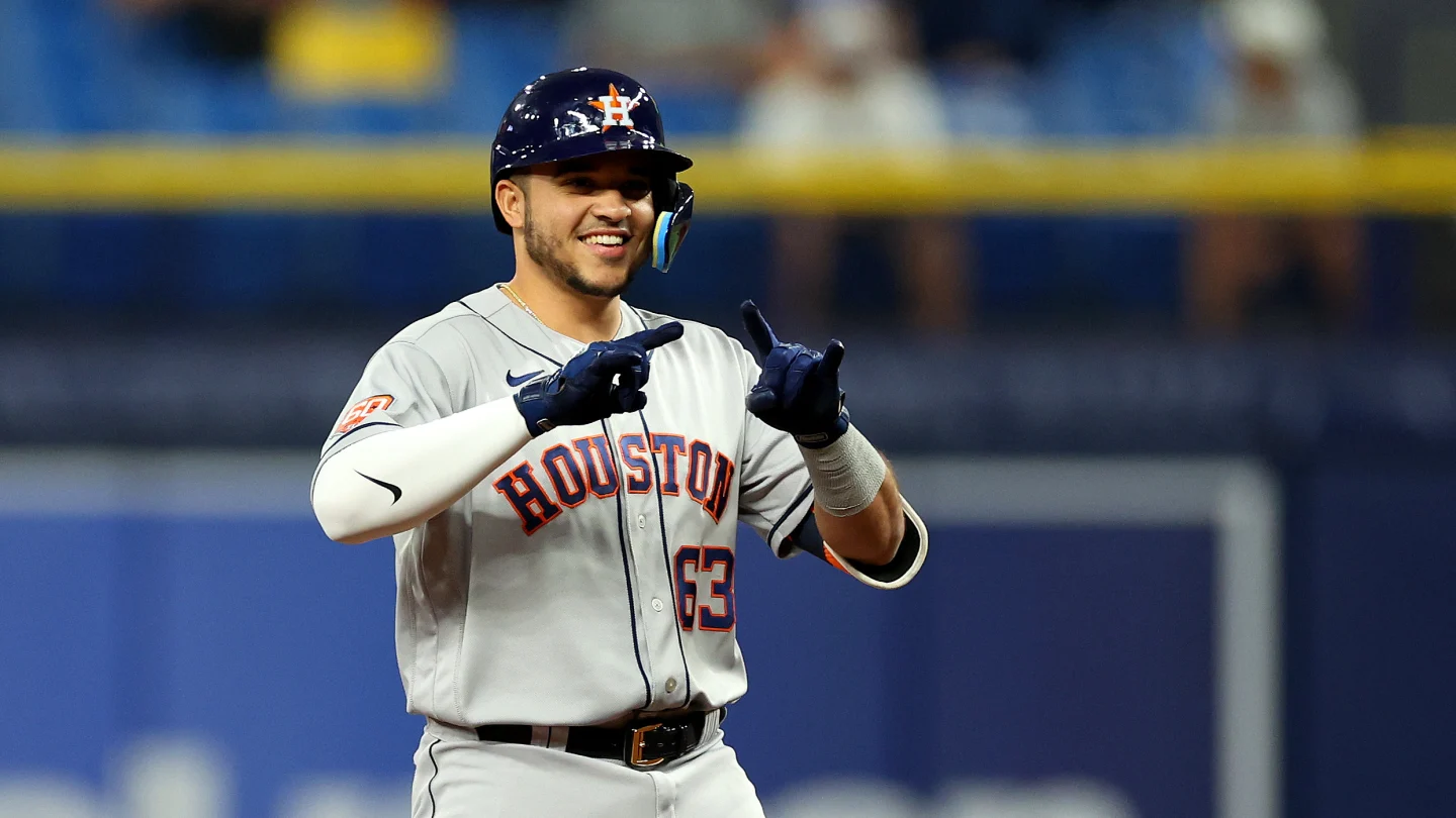 Promisoria trayectoria de un Astro emergente: Yainer Díaz, receptor dominicano - EsquinaRD