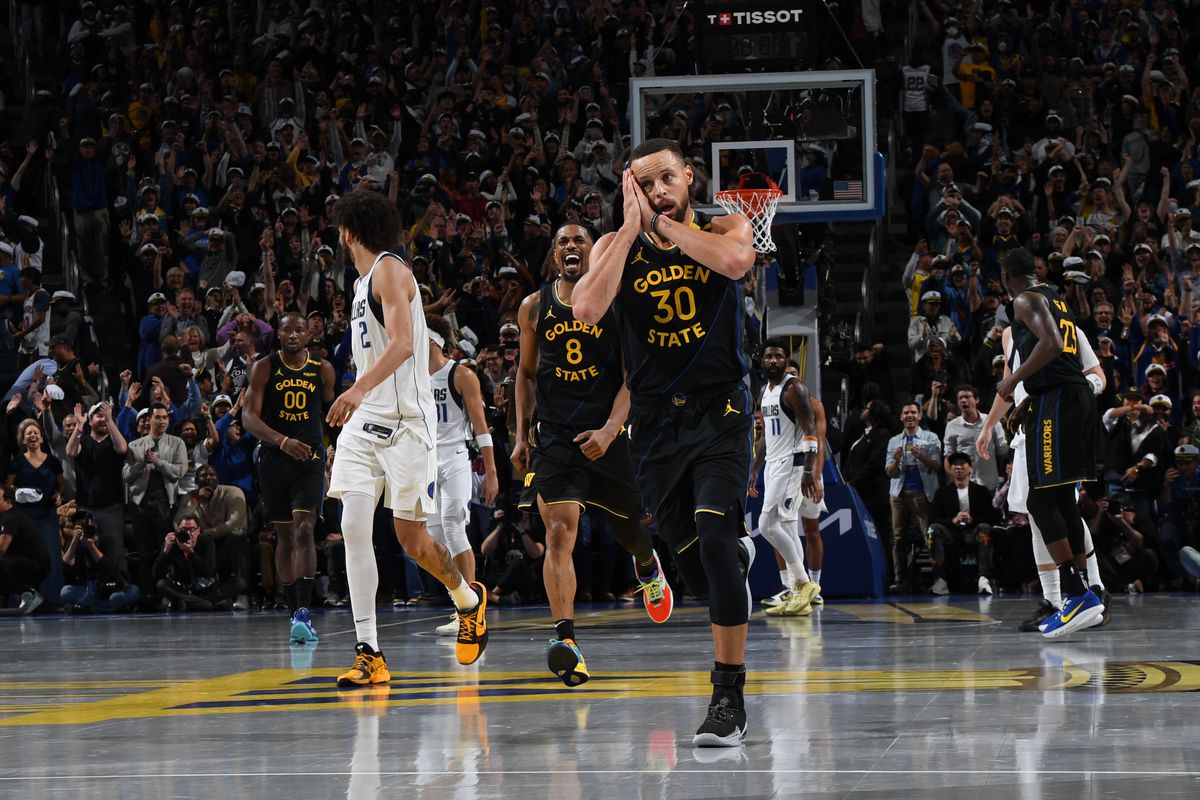 Steph Curry modo MVP en regreso de Klay Thompson a GSW