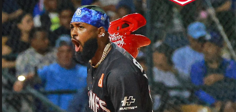 El Escogido sigue con vida tras remontar y vencer al Licey